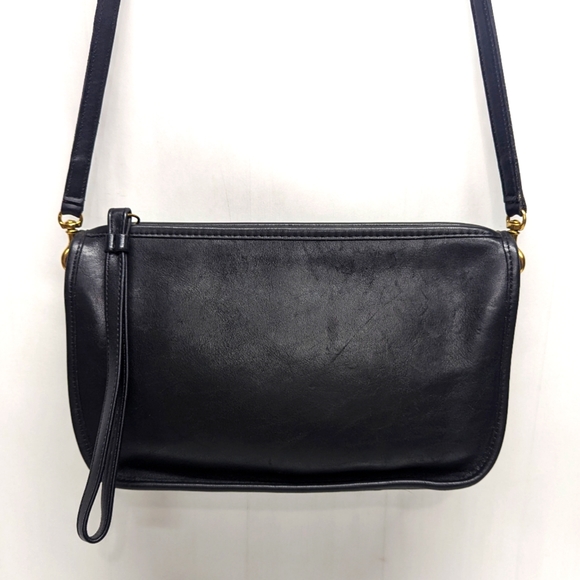 Coach | Bags | Coach Vintage Mitchell Zip Crossbody Usa | Poshmark